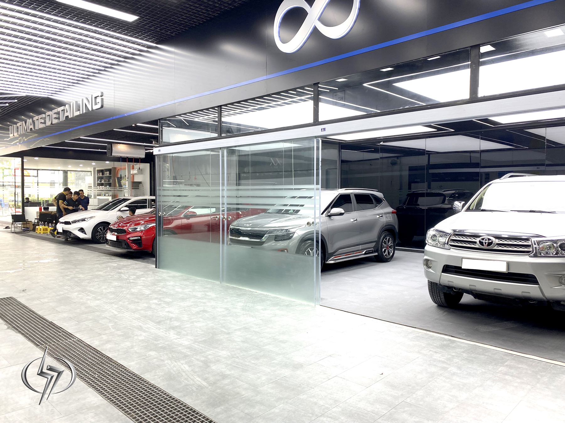 Xu hướng setup thiết kế trung tâm chăm sóc xe hơi chuyên